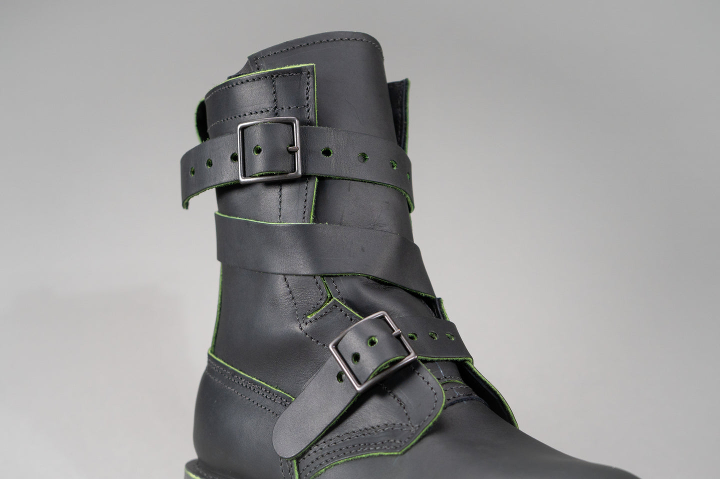 Alien Blood Core Tanker Boot – Rose Anvil
