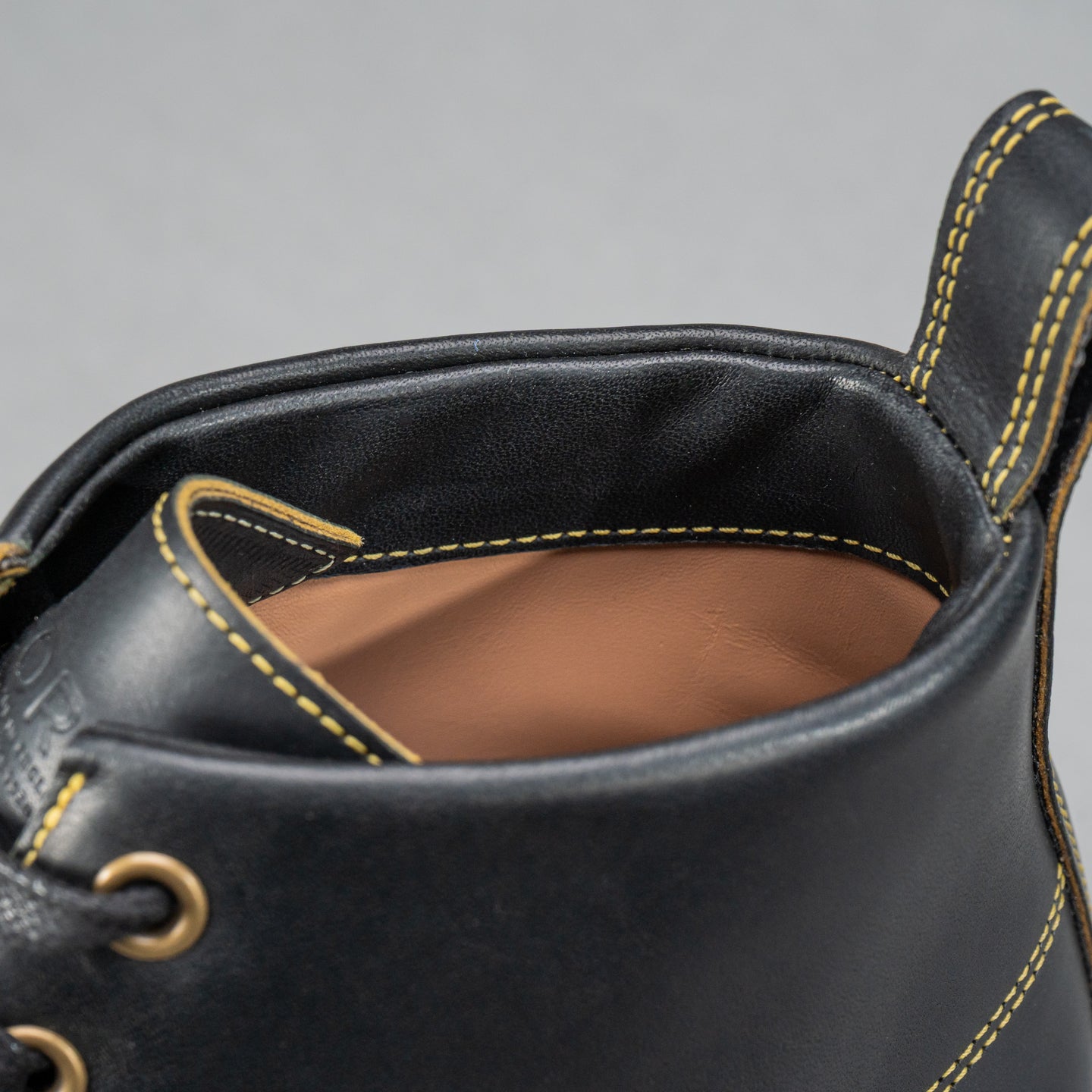 Monkey Boot – Rose Anvil