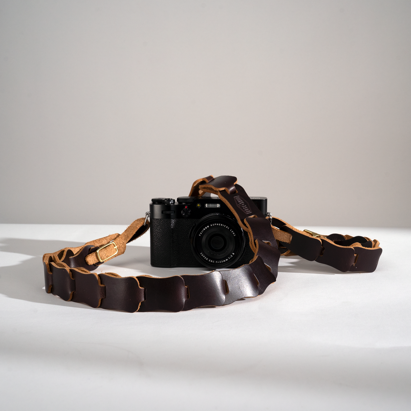 Lasso Link Neck Strap – Rose Anvil