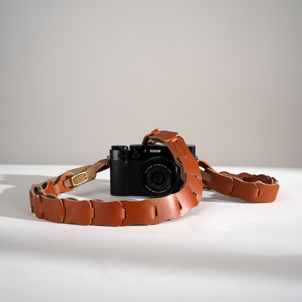 Lasso Link Neck Strap – Rose Anvil